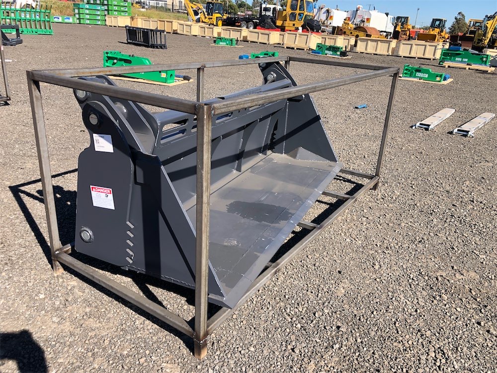 4 in 1 Bucket - Excavation Equipment